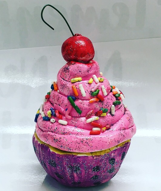 3rd grade Clay Cupcakes | Wow Art Project