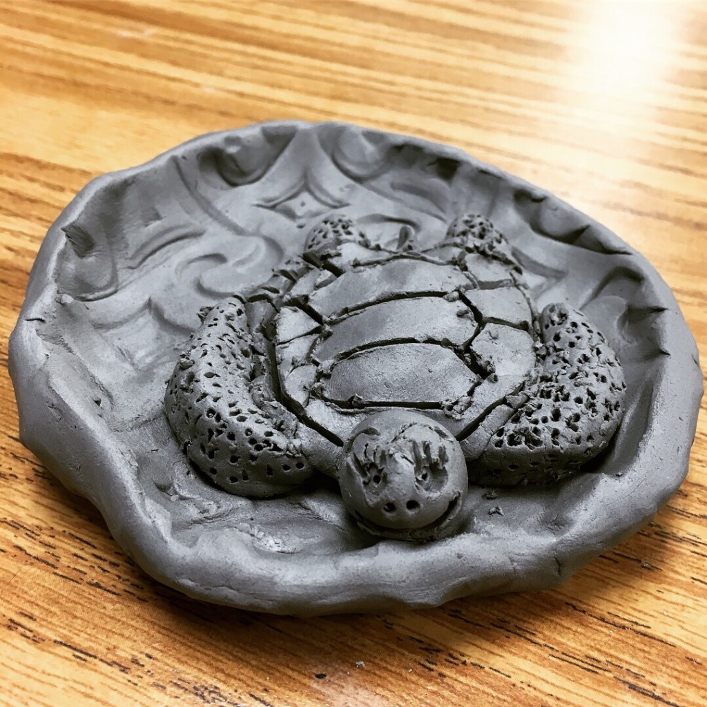 2nd grade Clay Cambodian Sea Turtles | Wow Art Project